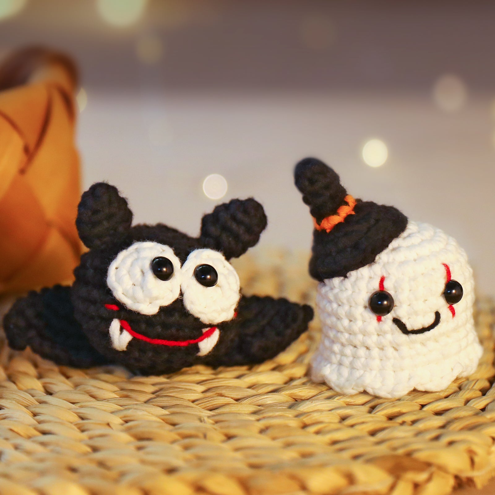 CROCHET BOX Complete Crochet Kit for Beginners: Halloween Ghost